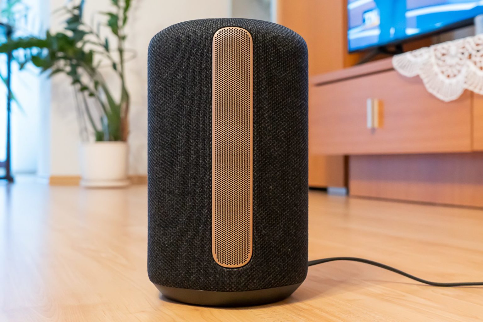 Sony SRS-RA3000: Kompaktný reproduktor s priestorovým zvukom. Stojí za ...