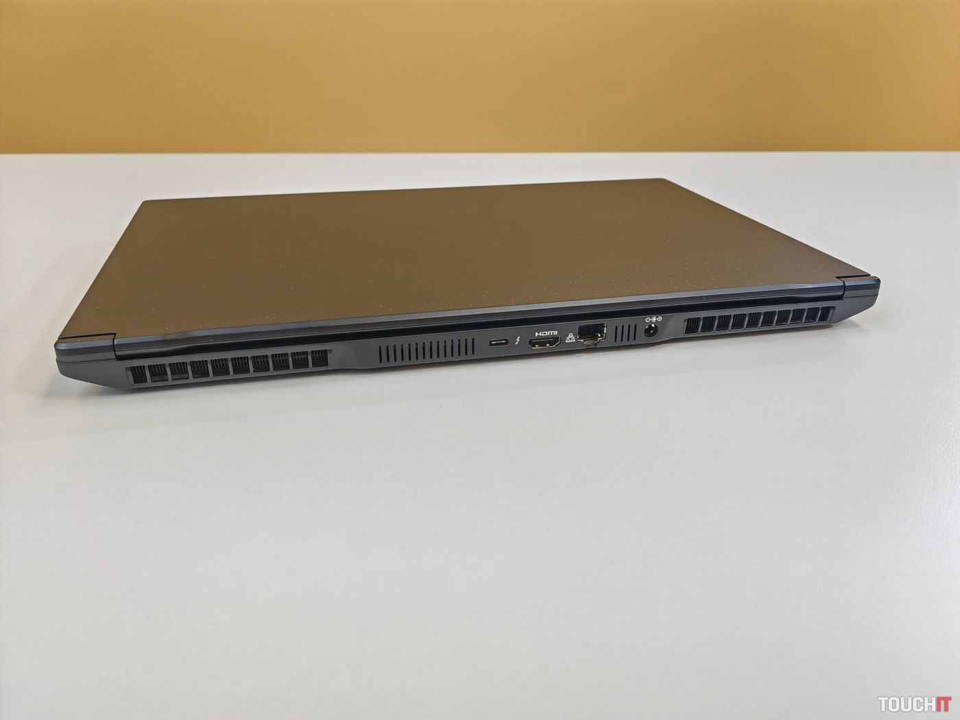 Intel NUC X15 Laptop Kit: Takto má vyzerať herný notebook (RECENZIA ...