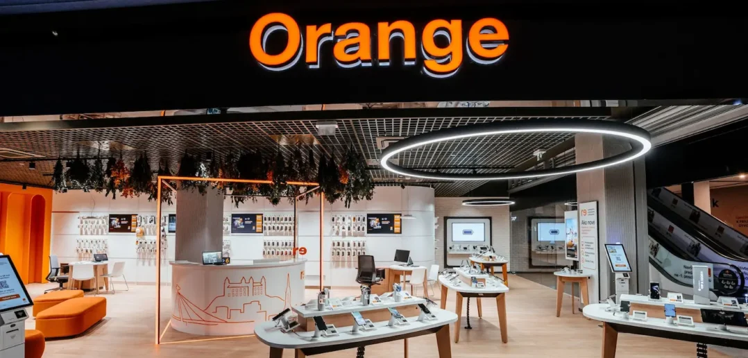 Orange zaradil do predaja skladačku HONOR Magic V5 aj smart televízory Samsung a Xiaomi | TOUCHIT